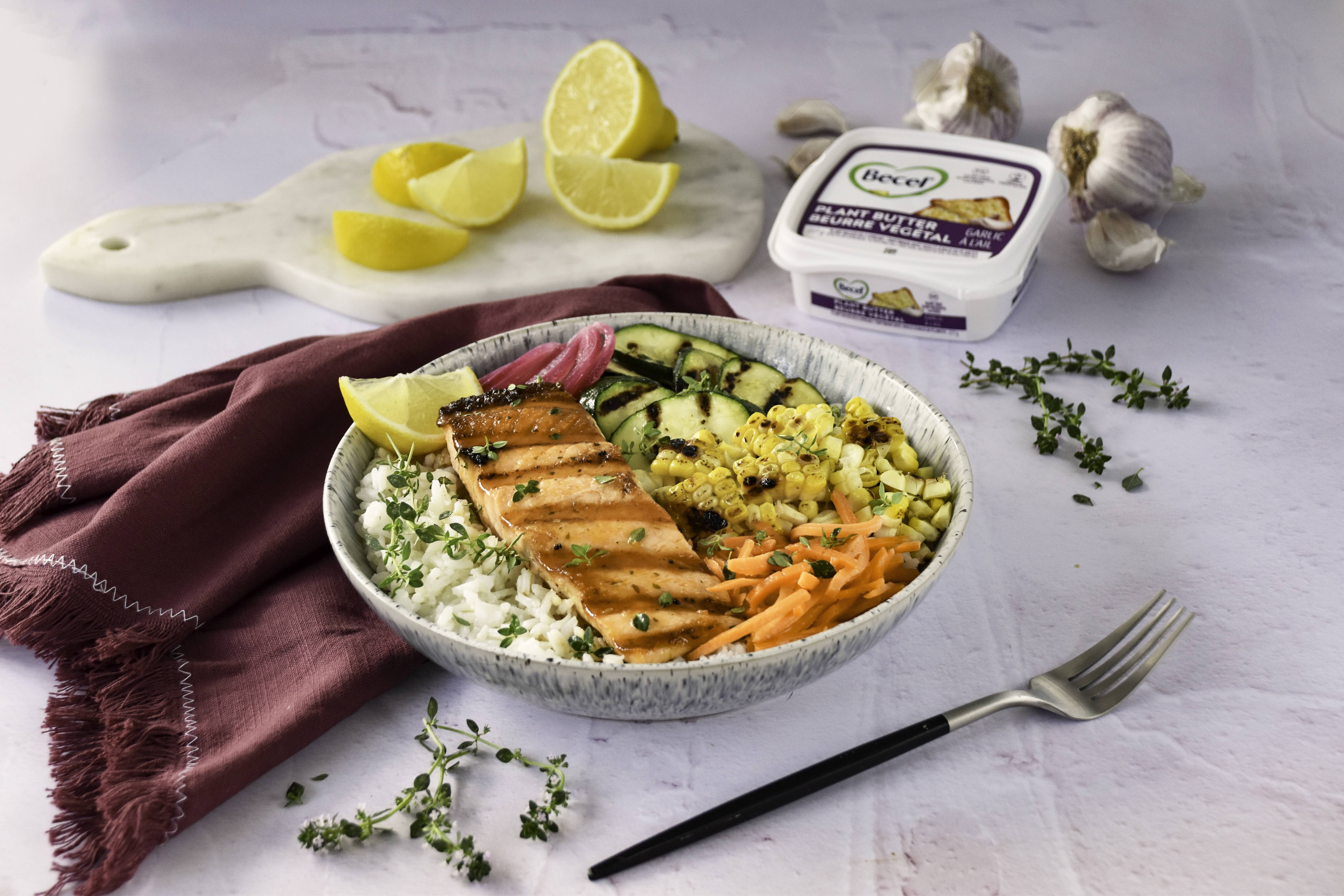 Hot Honey Garlic Salmon Bowls| Becel